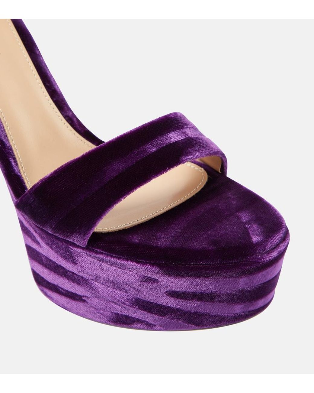 Gianvito Rossi Holly Velvet Platform Sandals in Purple | Lyst