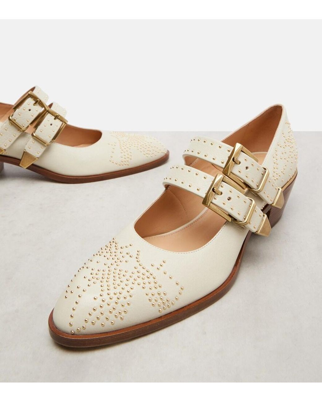 Chloé Susan Studded Leather Mary Jane Pumps in Natural | Lyst UK