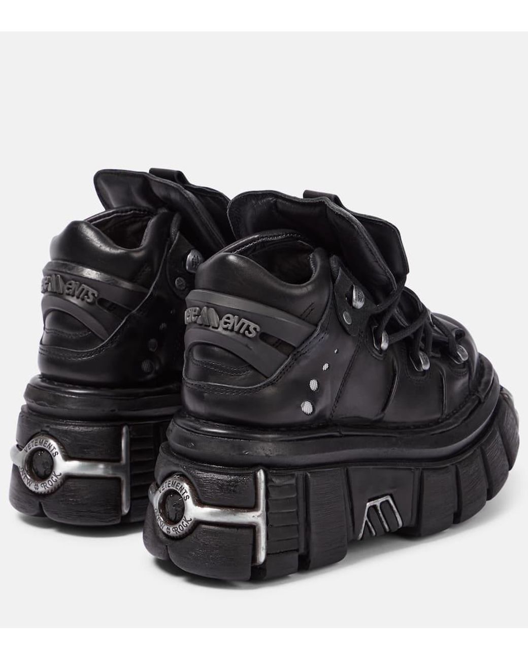 vetements-black-X-New-Rock- vetements-black-X-New-Rock-