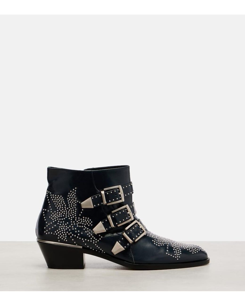 Chloé Susanna Studded Leather Ankle Boots in Black | Lyst