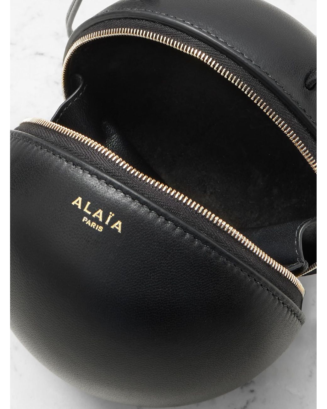 Alaïa Sphere Leather Shoulder Bag in Black | Lyst