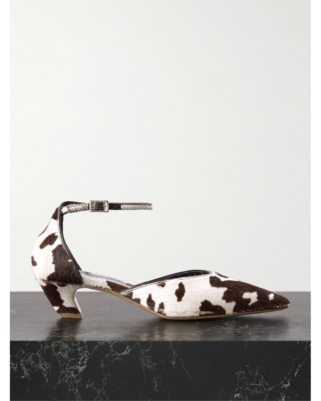 Le Monde Beryl Victoria Cow-Print Calf Hair Pumps | Lyst