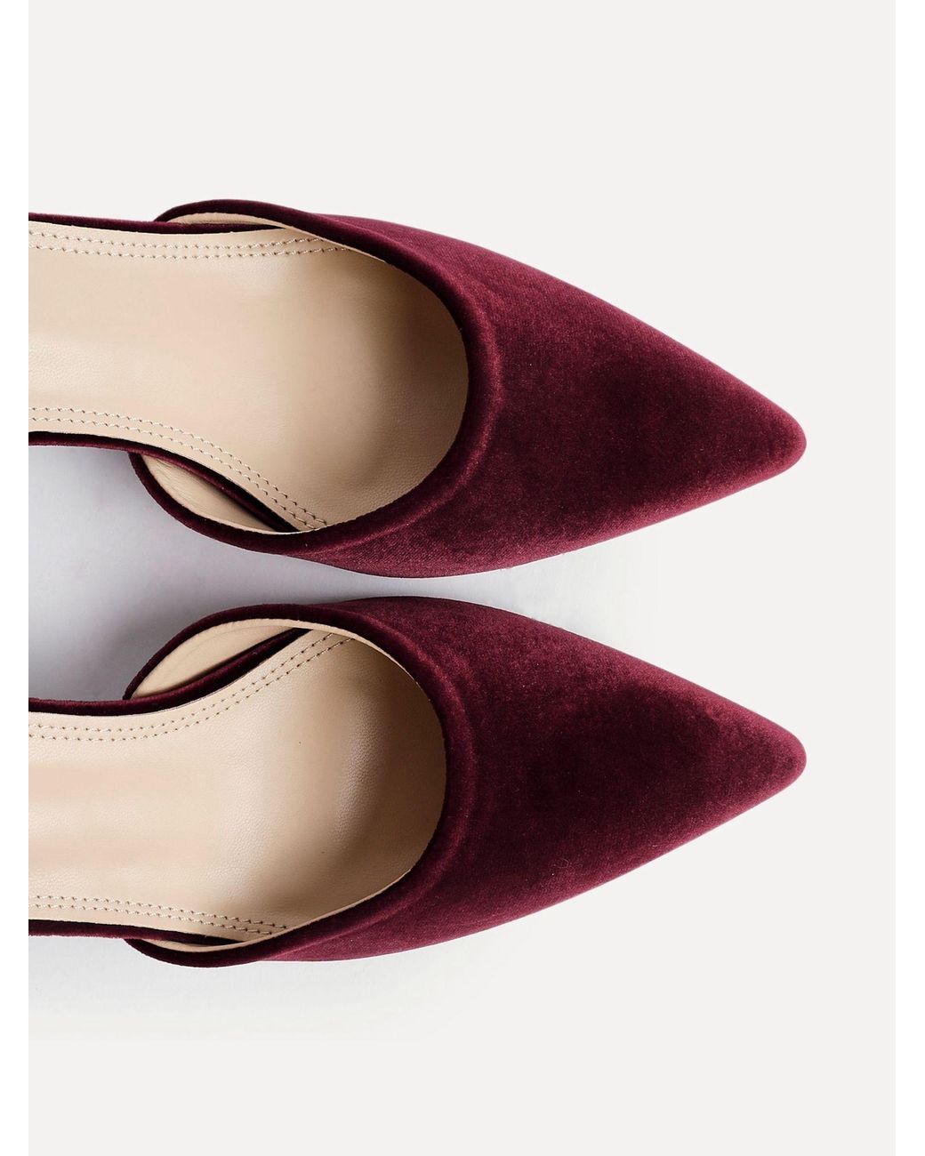 Linzi Glam Classic Pointed Court Heels in Red | Lyst