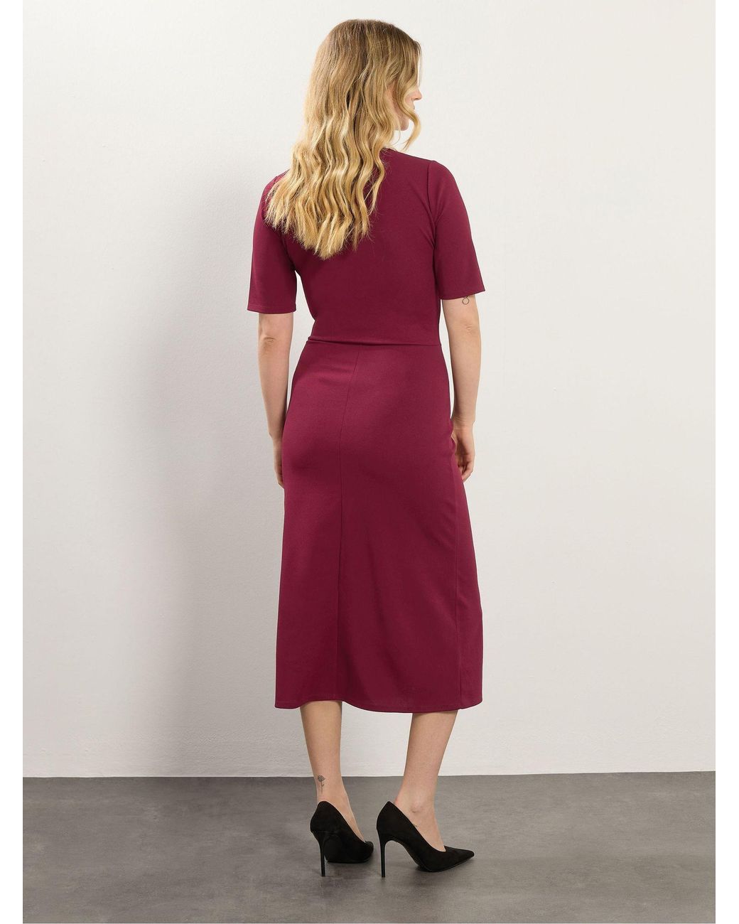 Long Tall Sally Keyhole Fitted Midi Dress in Red | Lyst