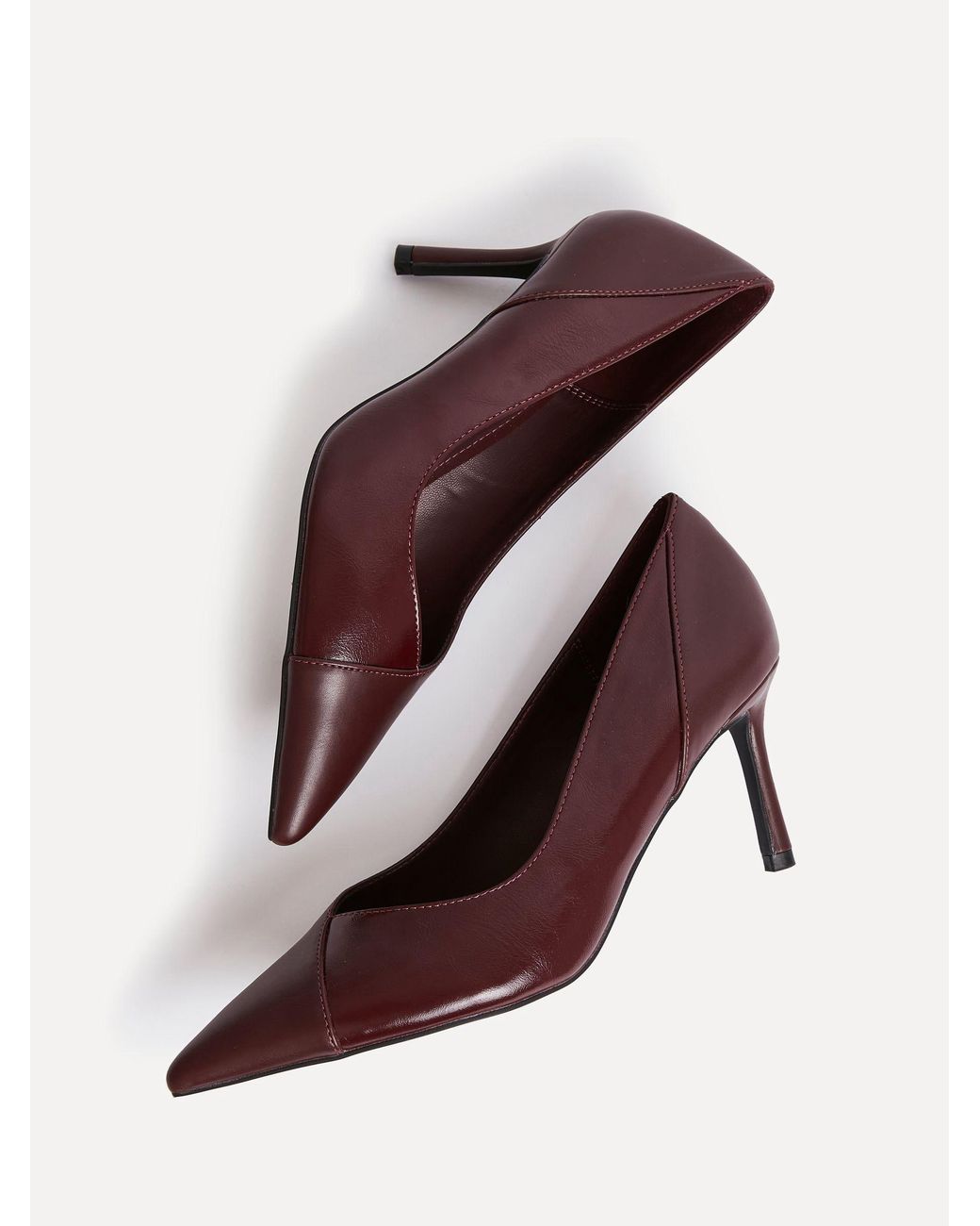 Linzi Gaia Two Tone Court Heels in Gray | Lyst