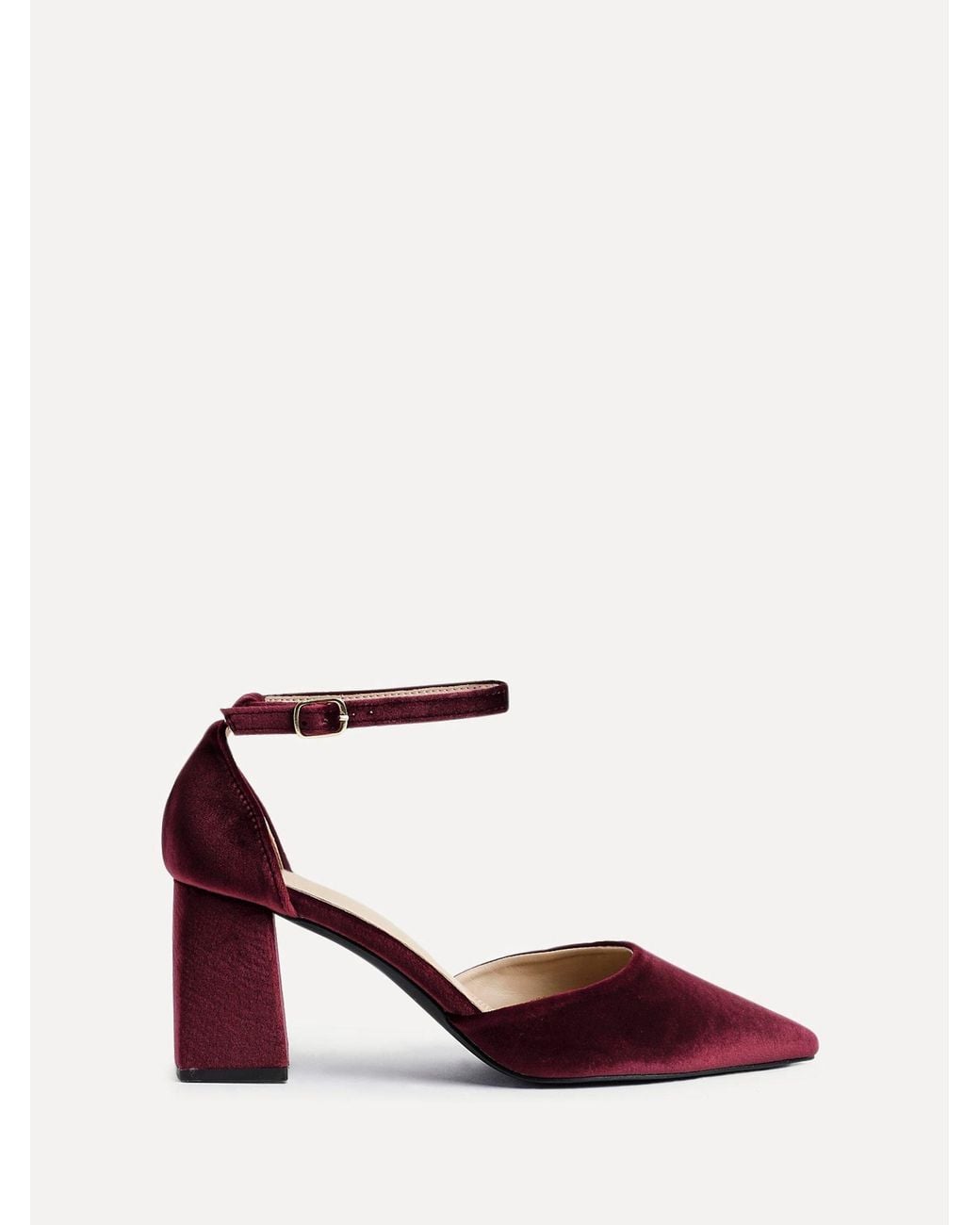 Linzi Glam Classic Pointed Court Heels in Red | Lyst