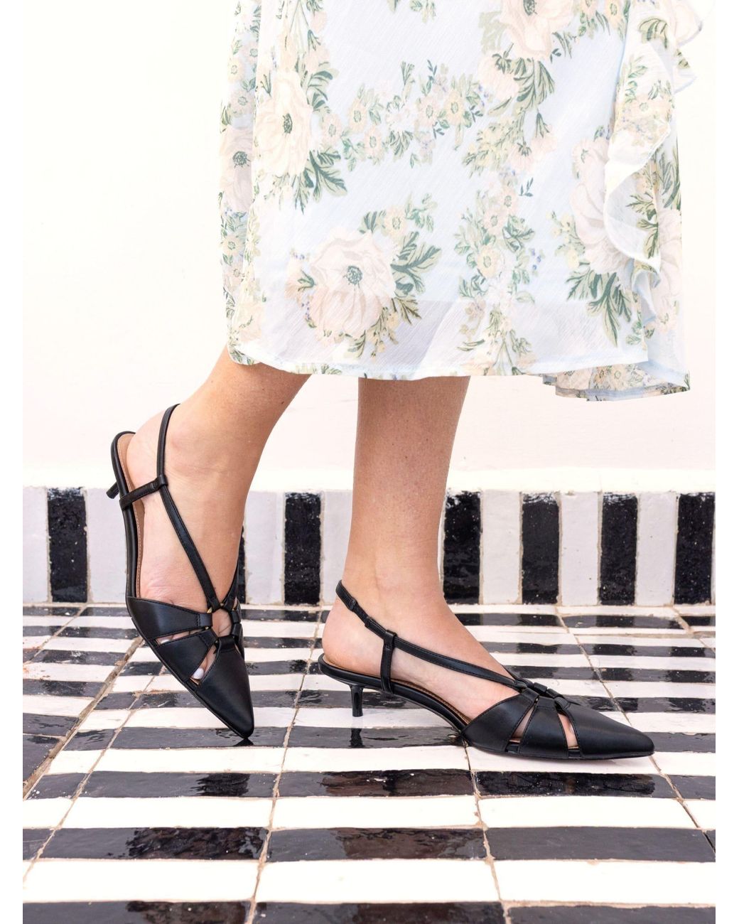 Novo Hally Ring Detail Low Point Slingback Courts in White | Lyst