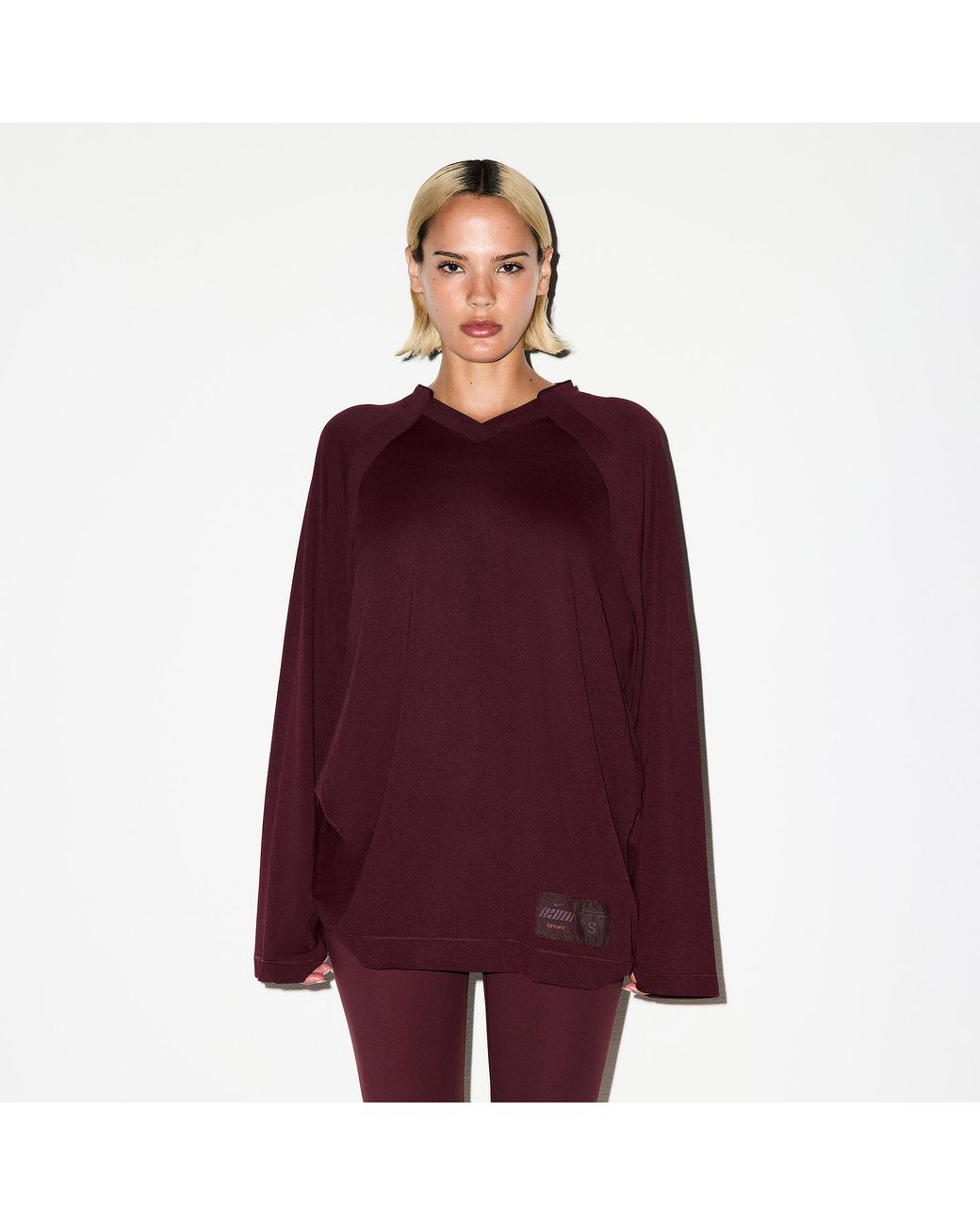 Nike Skims Airy Oversized V-Neck Long-Sleeve Top in Purple | Lyst