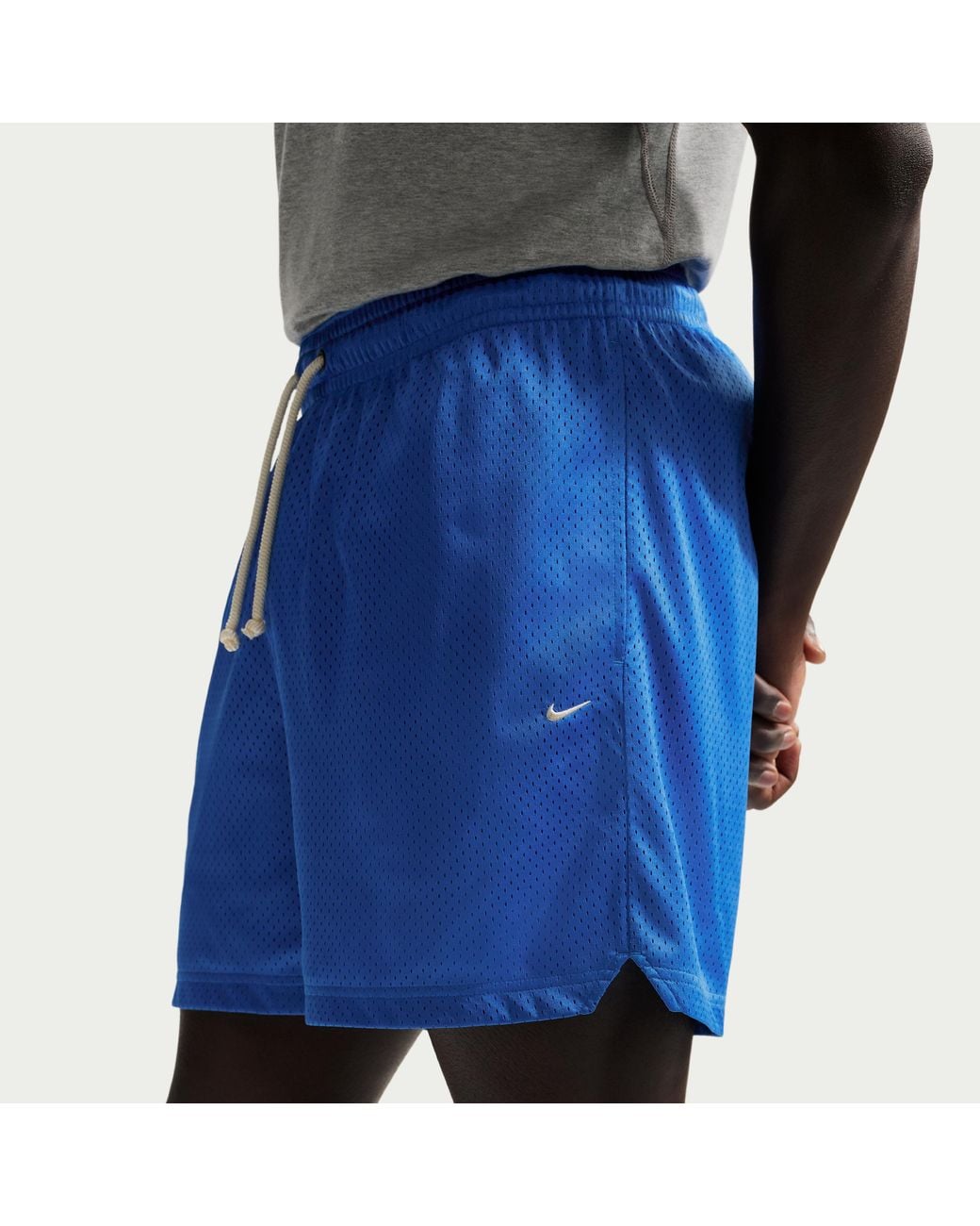 Nike Standard Issue 5" Practice Mesh Basketball Shorts in White for Men ...