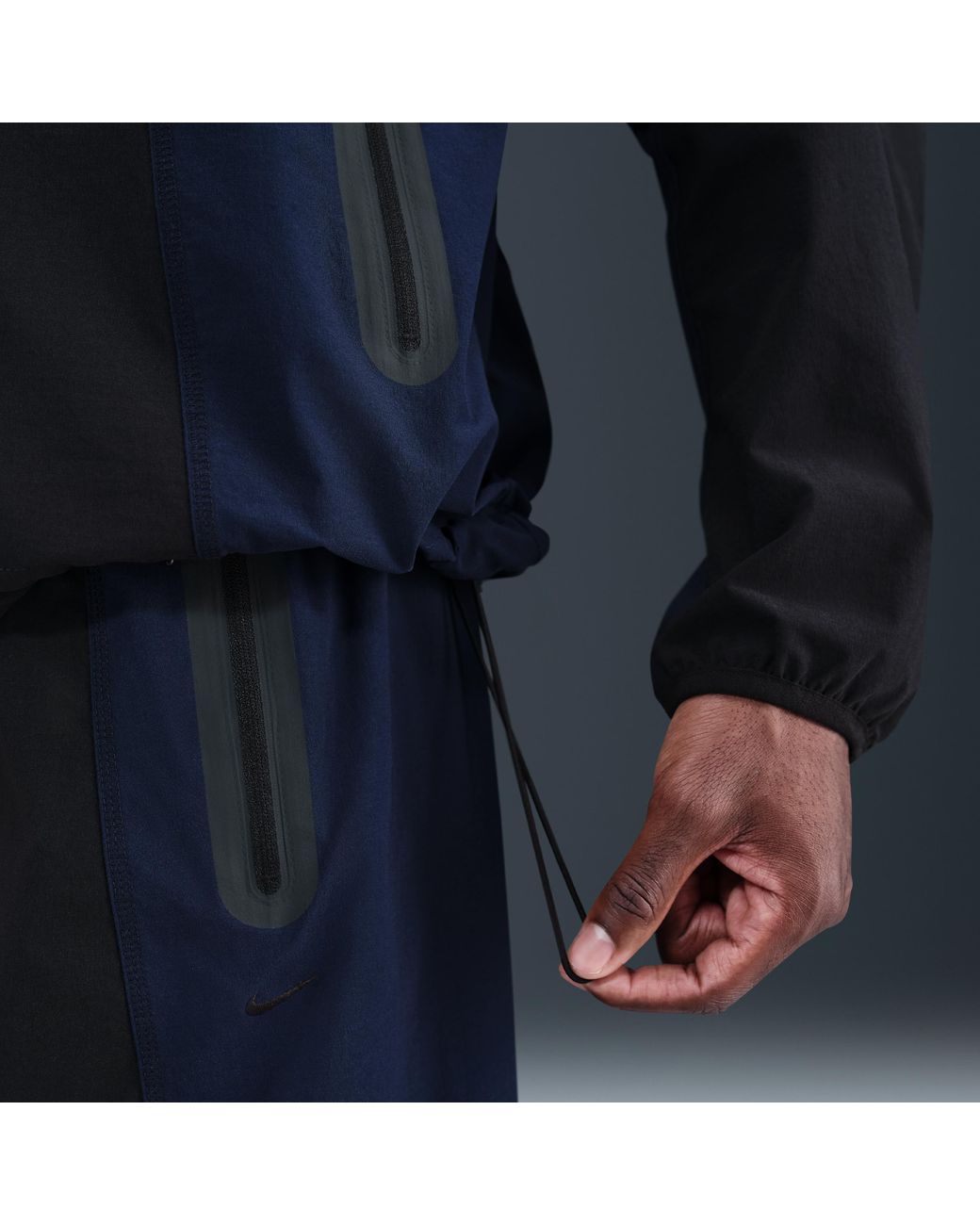 Nike Tech Dri-Fit Woven Colour-Block Windrunner Loose Jacket in Blue ...
