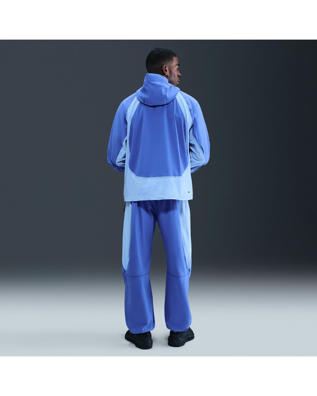 Nike Tech Dri-Fit Woven Color-Block Windrunner Loose Jacket in Blue for ...