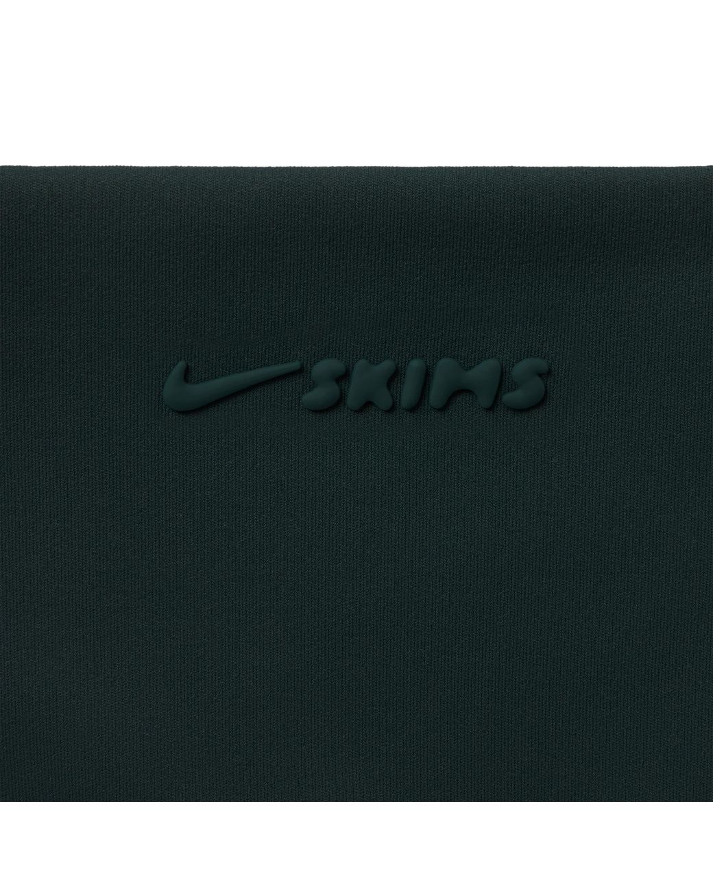 Nike Skims Matte V-Neck Long-Line Bra in Green | Lyst