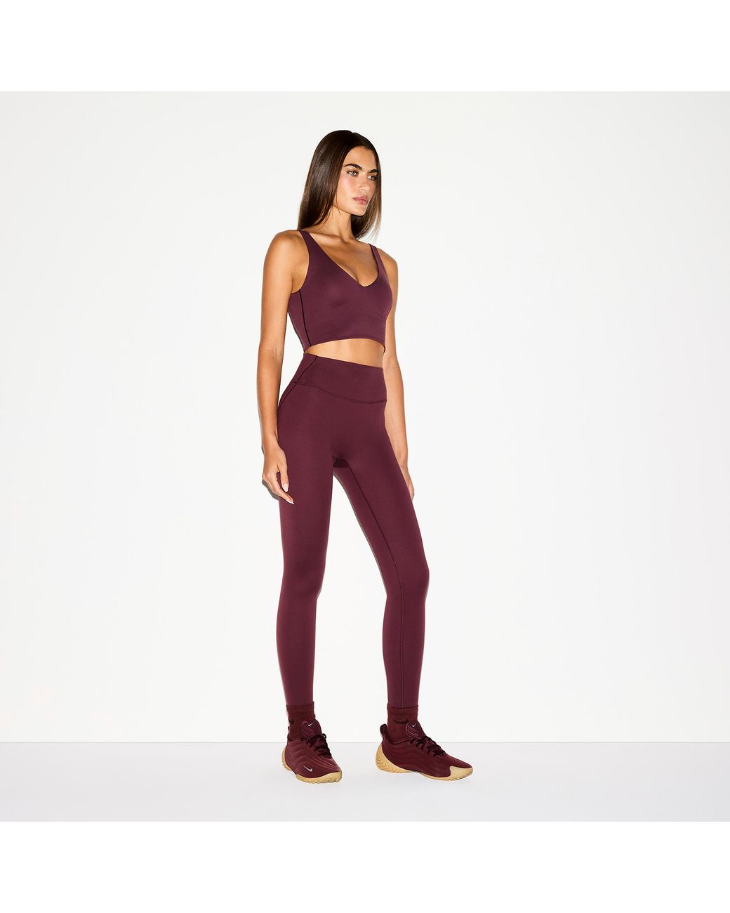 Nike Skims Matte V-Neck Long-Line Bra in Purple | Lyst
