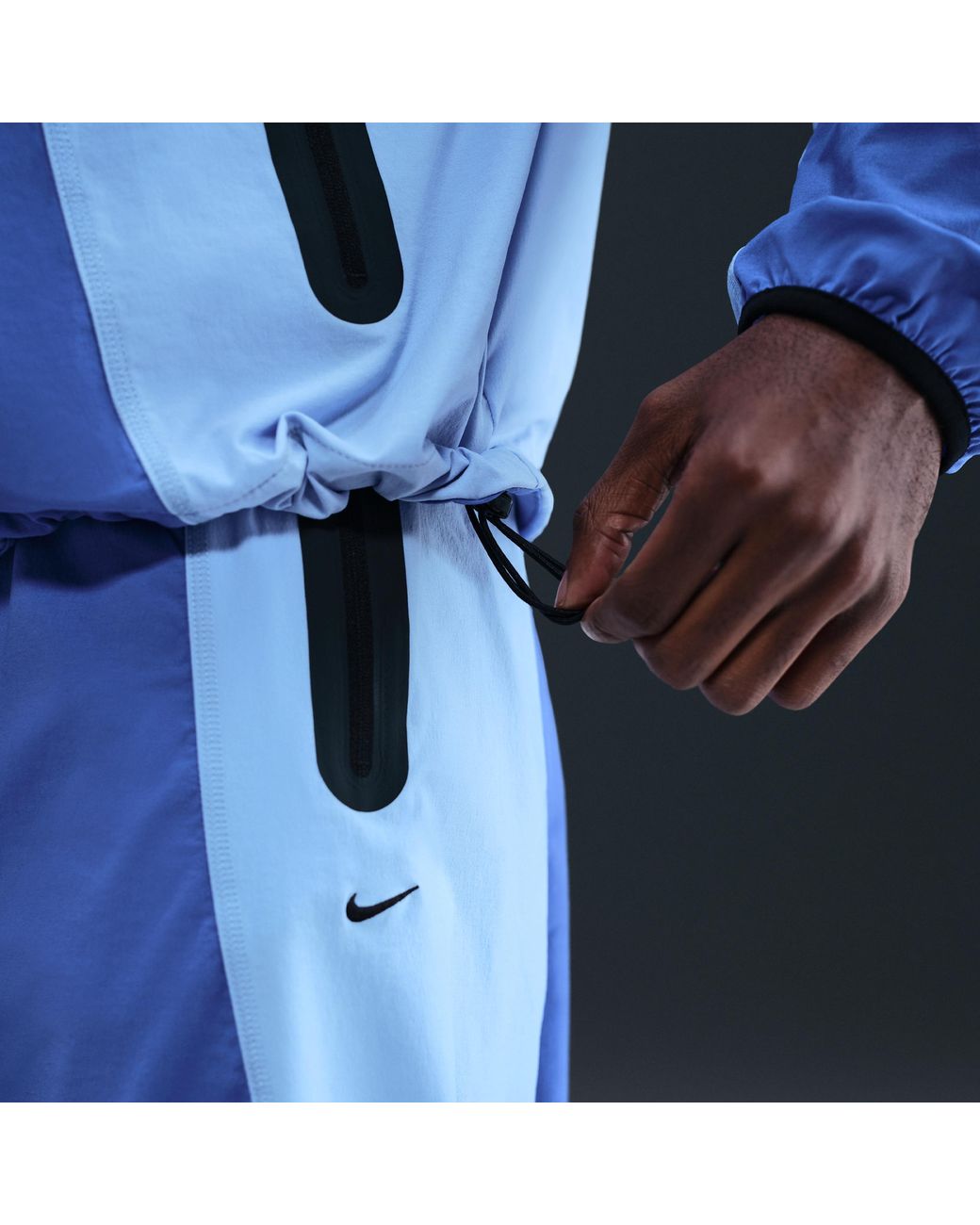 Nike Tech Dri-Fit Woven Color-Block Windrunner Loose Jacket in Blue for ...