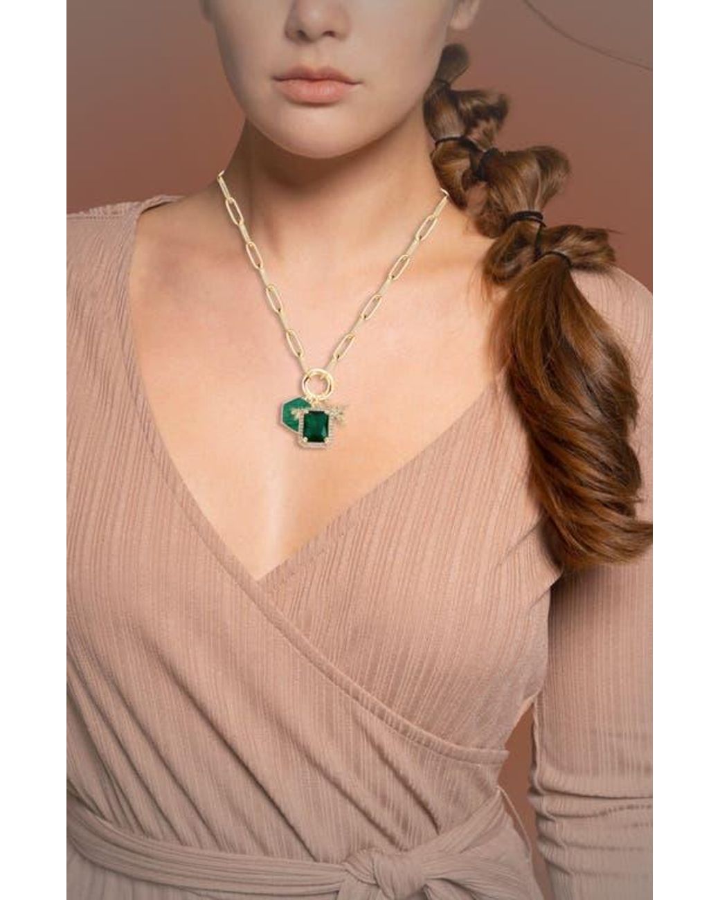 Emma Rae Emerald Luxe Everlink Necklace in Green | Lyst