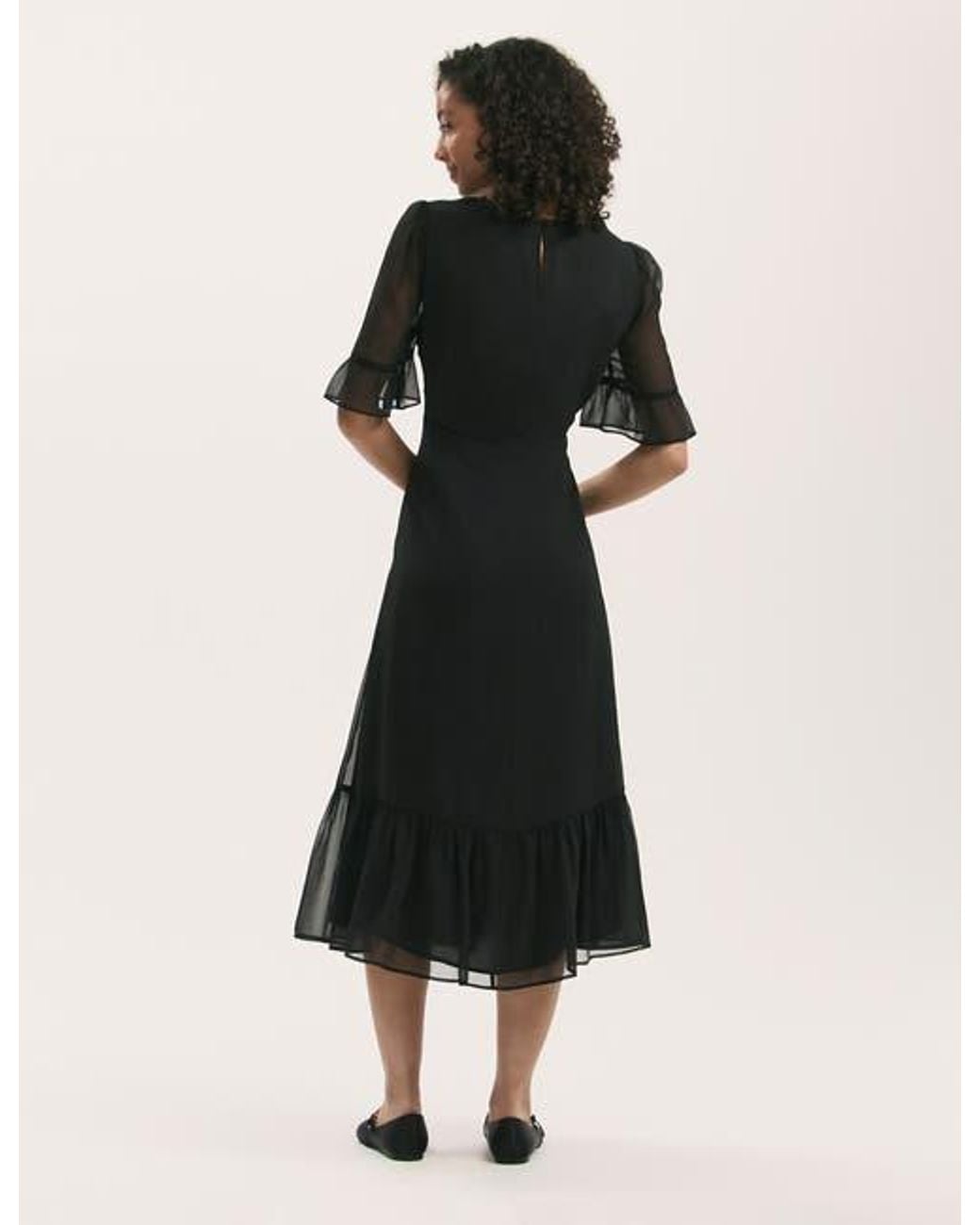 Finery London Jennifer Short Sleeve Chiffon Midi Dress in Black | Lyst