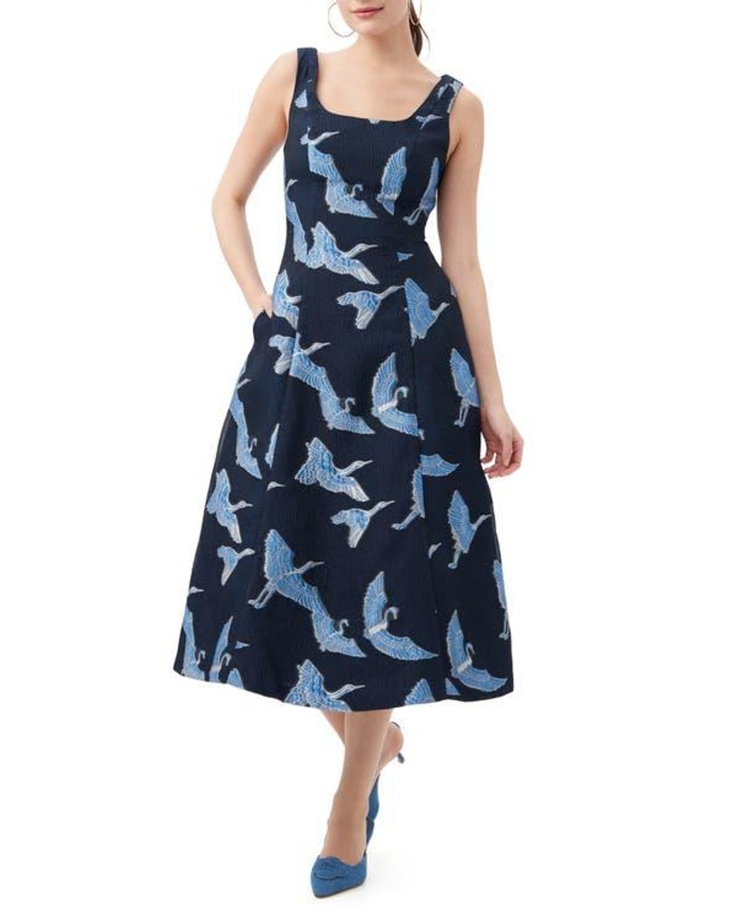 Trina Turk Valor Crane Midi Dress in Blue | Lyst