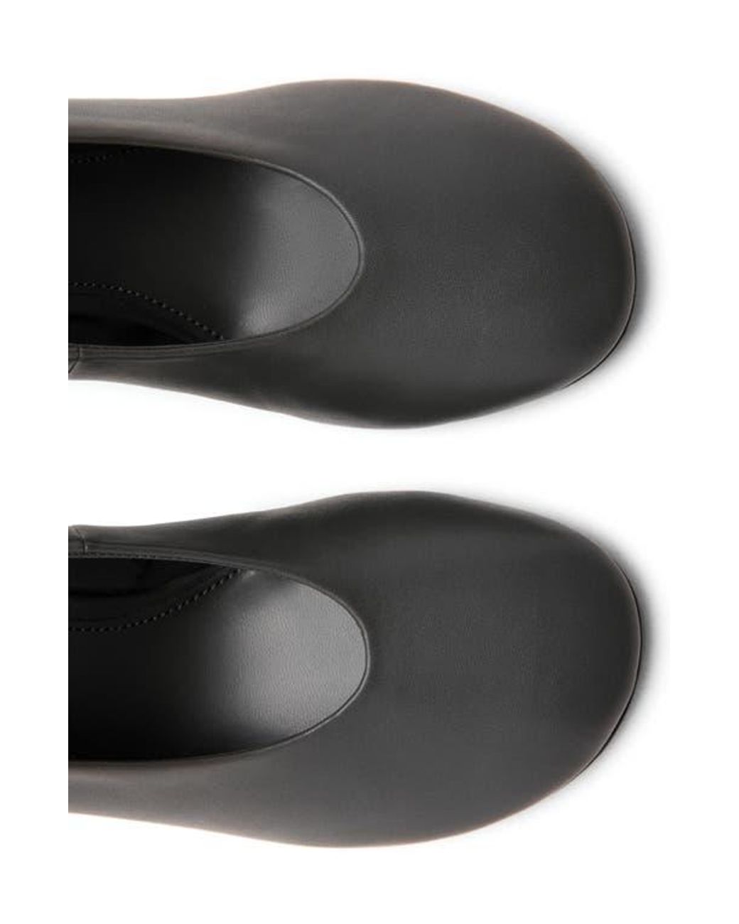 Mango Round Toe Pump in Black | Lyst