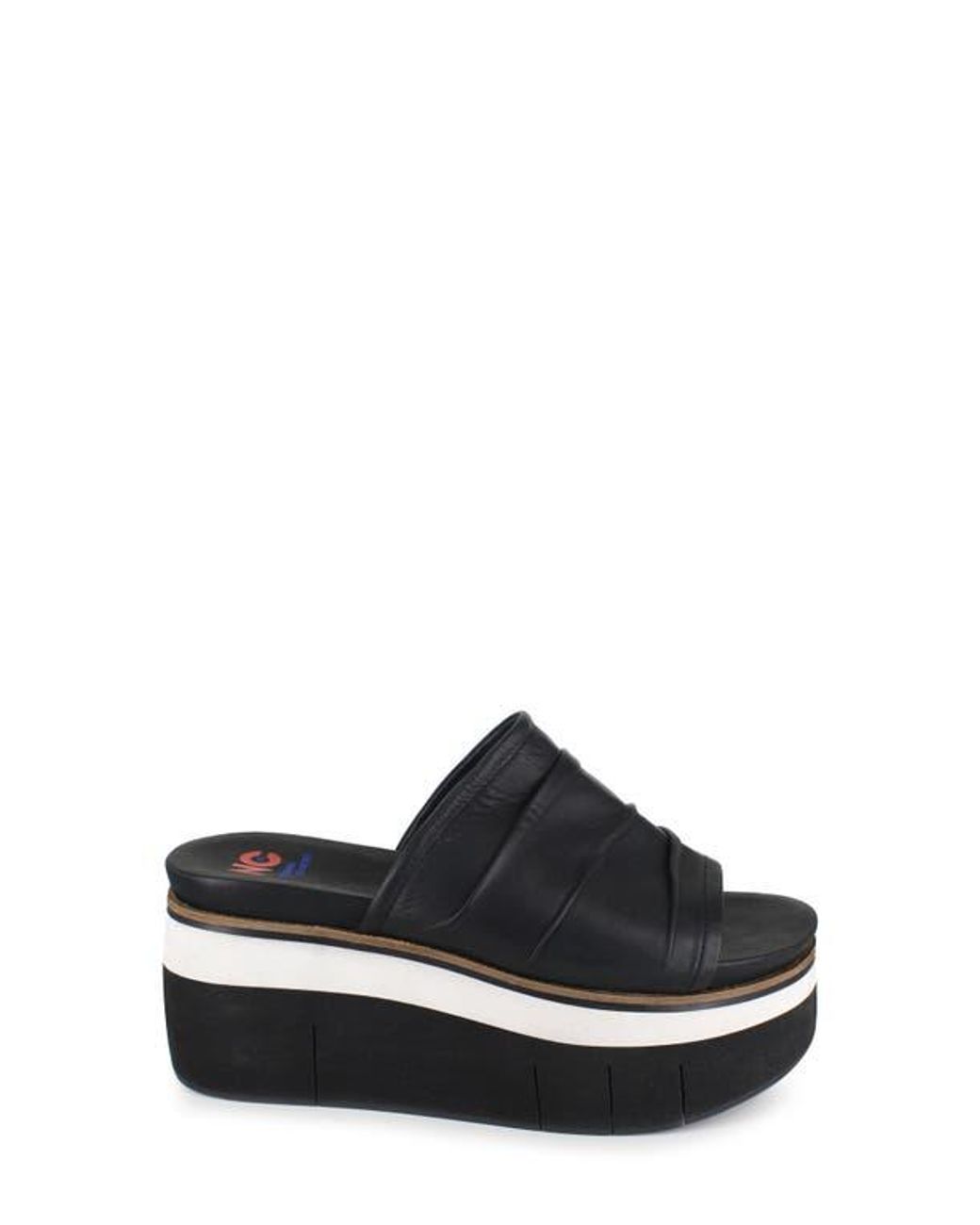 National Comfort Kayci Scrunched Platform Slide Sandal in Black | Lyst
