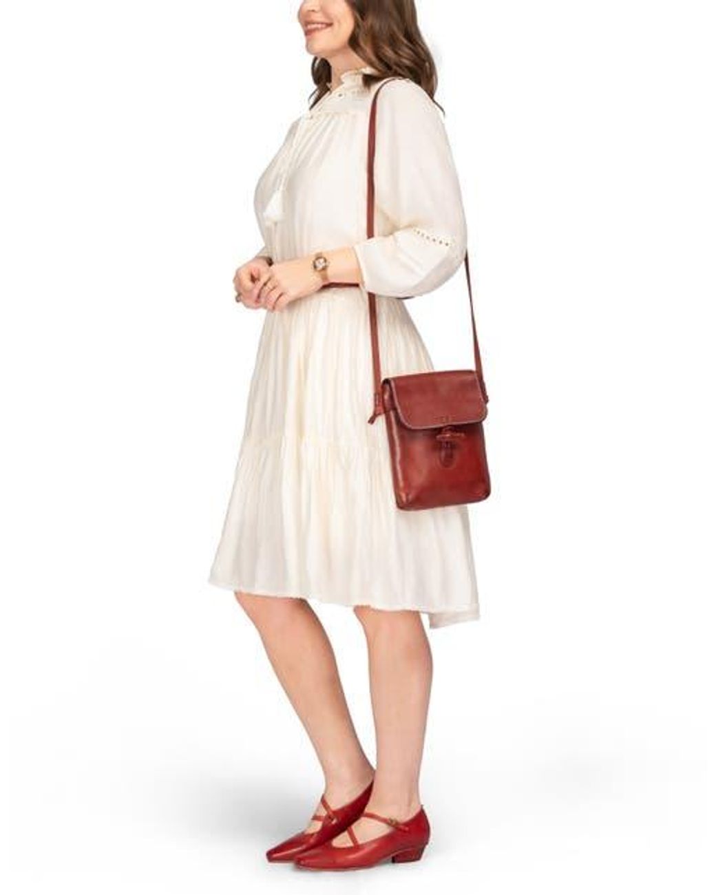 Old Trend Ixia Genuine Leather Minimal Everyday Crossbody in Red | Lyst