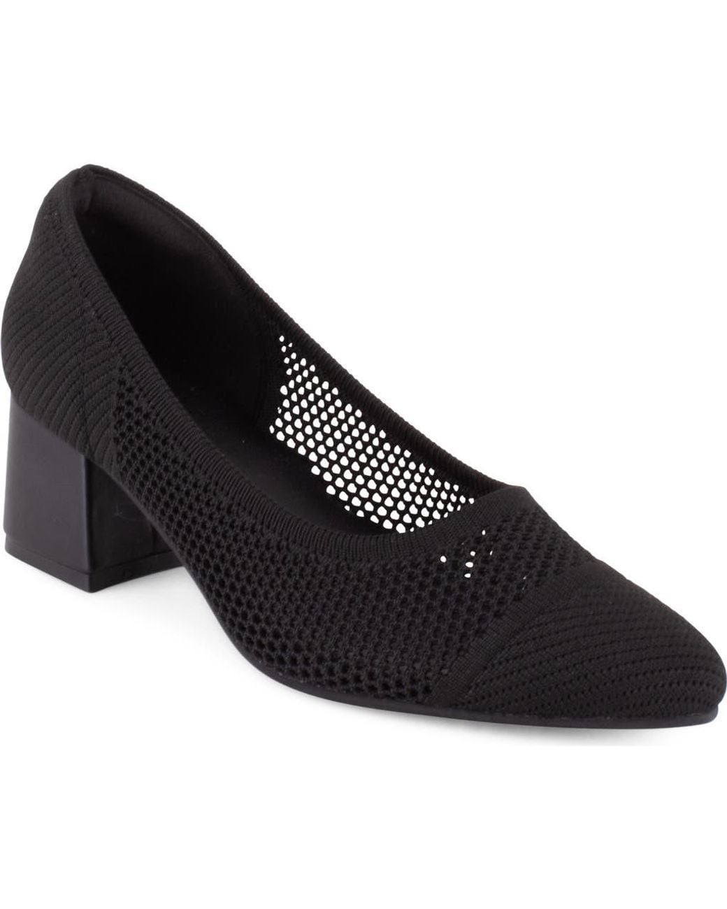 Tahari Basilica Cap Toe Pump in Black | Lyst