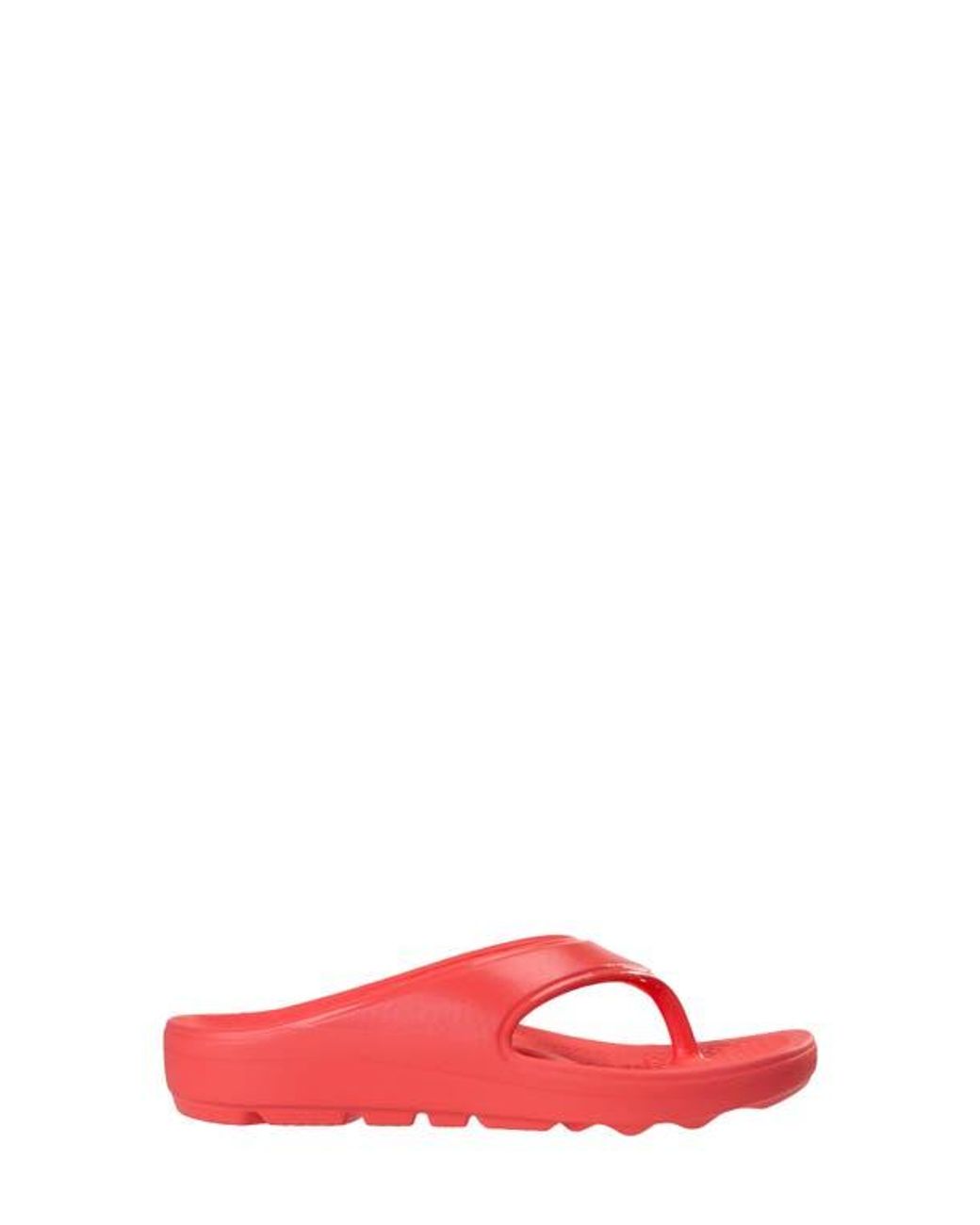 Revitalign Fusion Energy Flip Flop in Red | Lyst