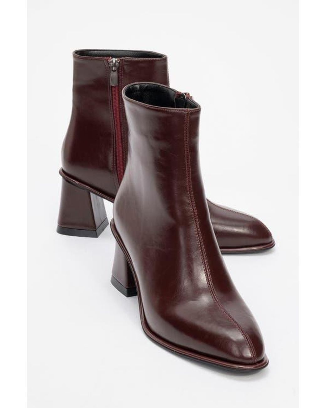 Prologue Shoes Maura Block Heel Boot in Brown | Lyst