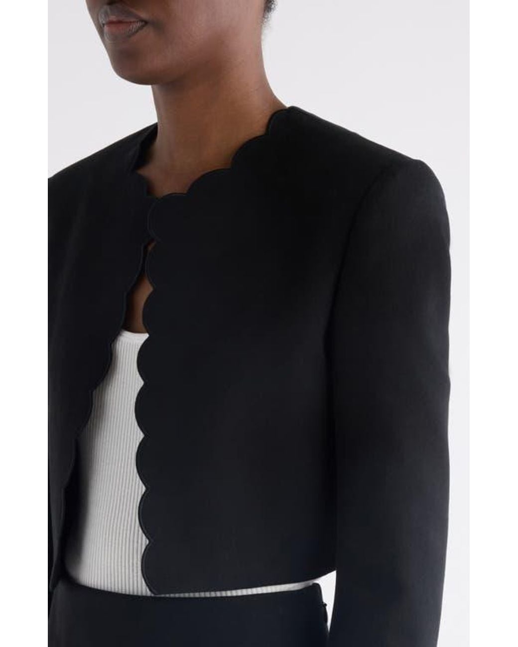 Chloé Scallop Edge Spencer Jacket in Black | Lyst