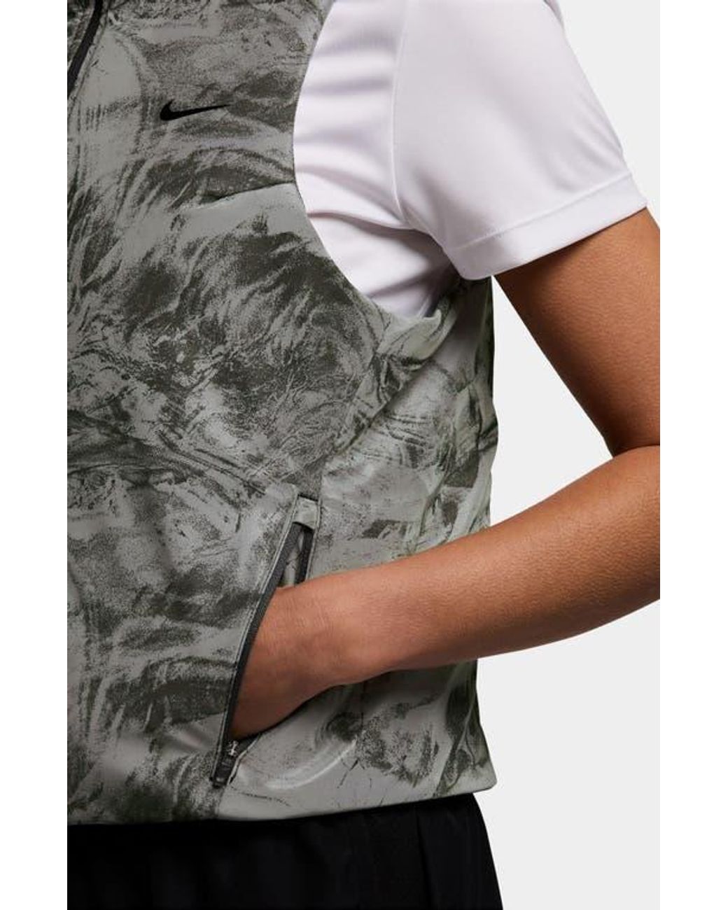 Nike Therma-Fit Adv Reflective Running Vest in Gray | Lyst