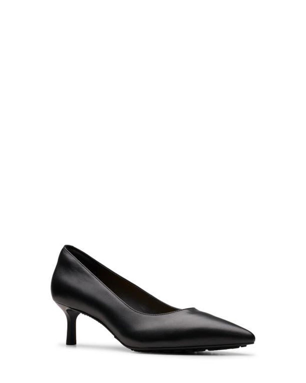 Clarks Adela Court Pump in Black | Lyst