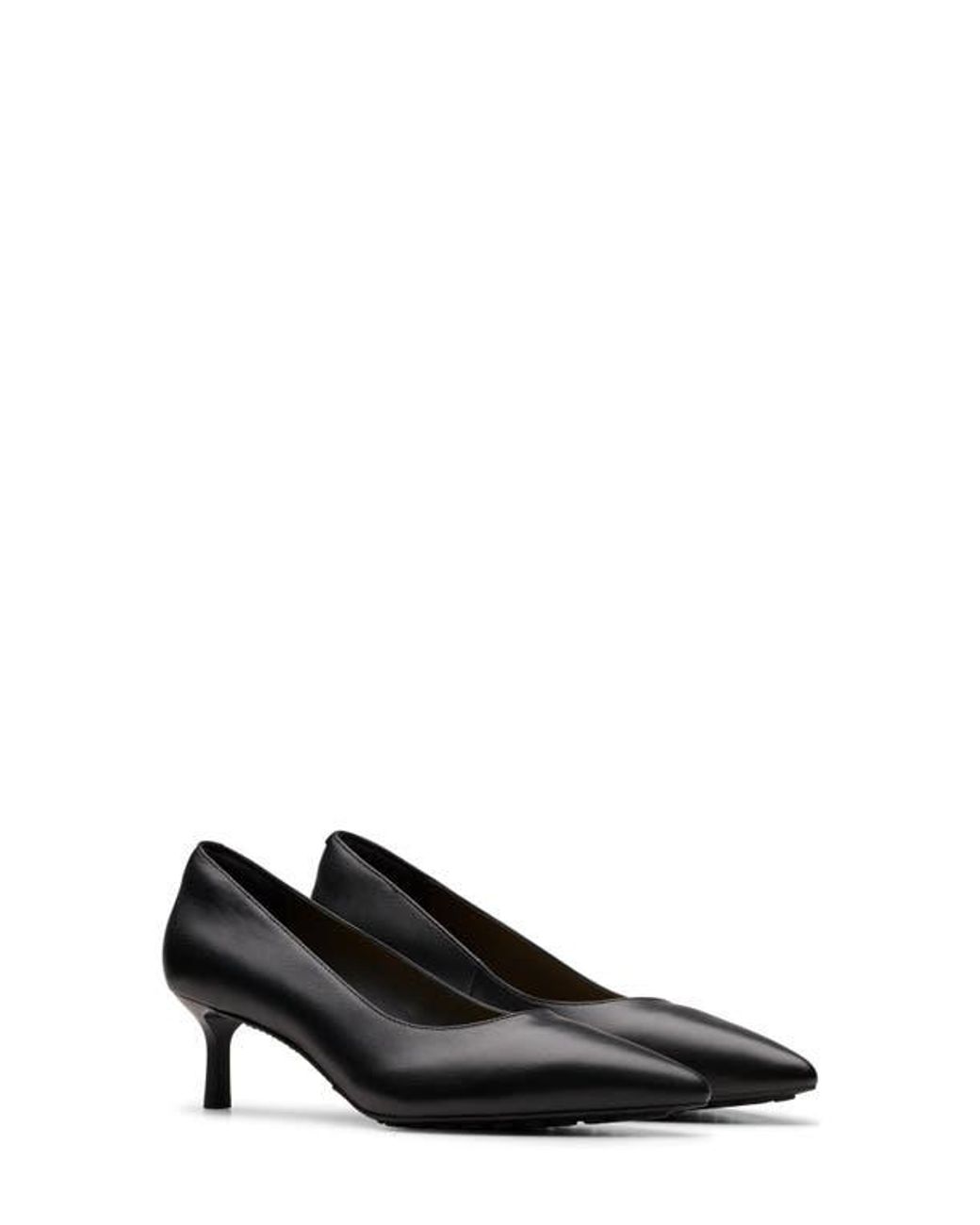 Clarks Adela Court Pump in Black | Lyst