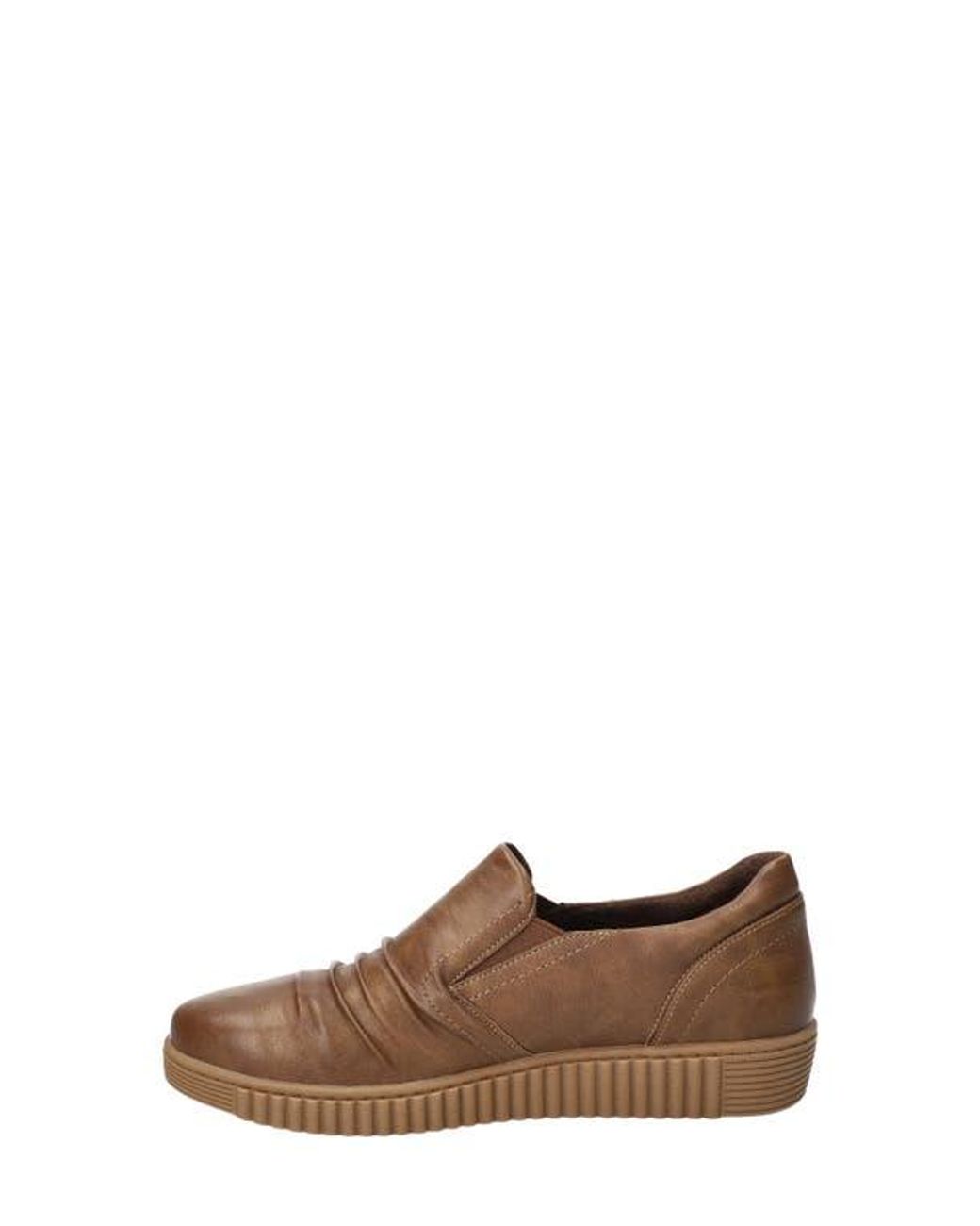 Easy Street Kipper Slip-On Sneaker in Brown | Lyst