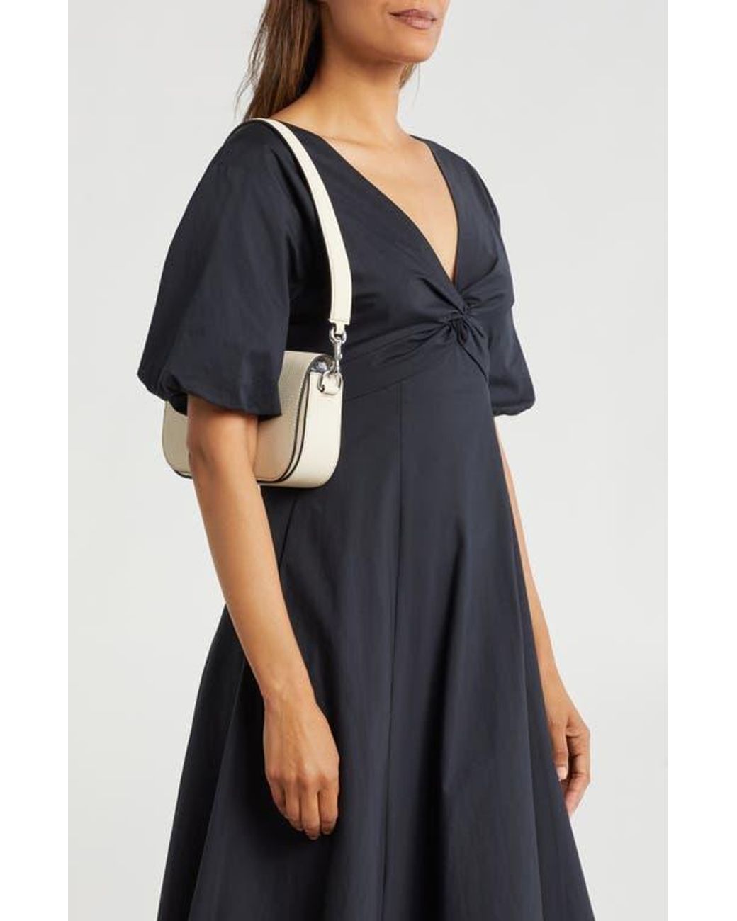 Marc Jacobs Signet Turnlock Shoulder Bag in Natural | Lyst