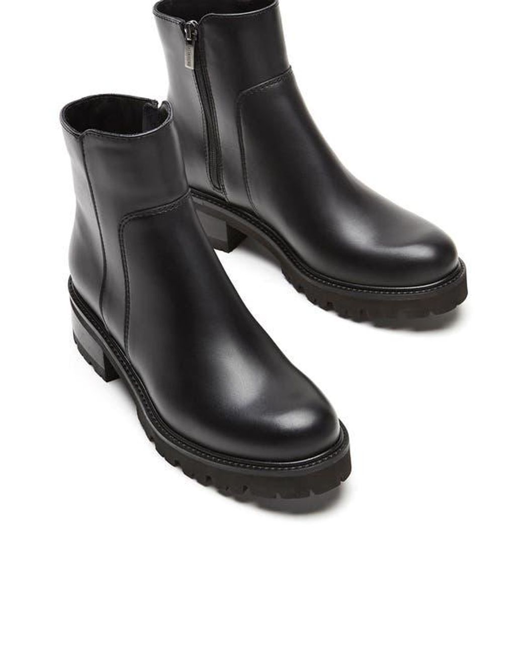 La Canadienne Cici City Dry Lug Sole Waterproof Bootie in Black | Lyst