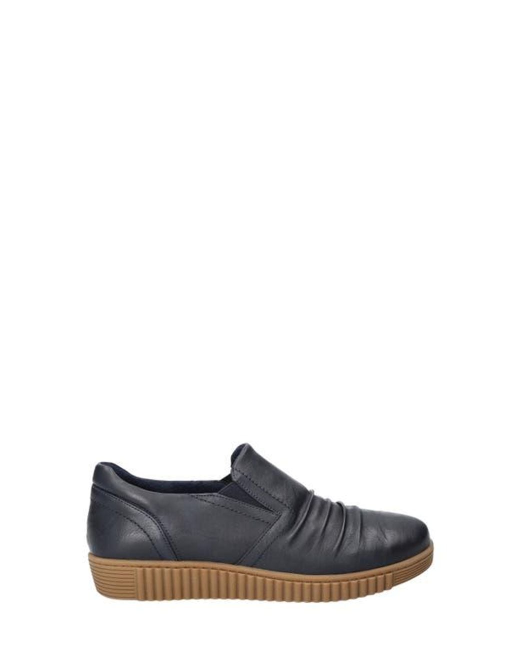 Easy Street Kipper Slip-On Sneaker in Blue | Lyst