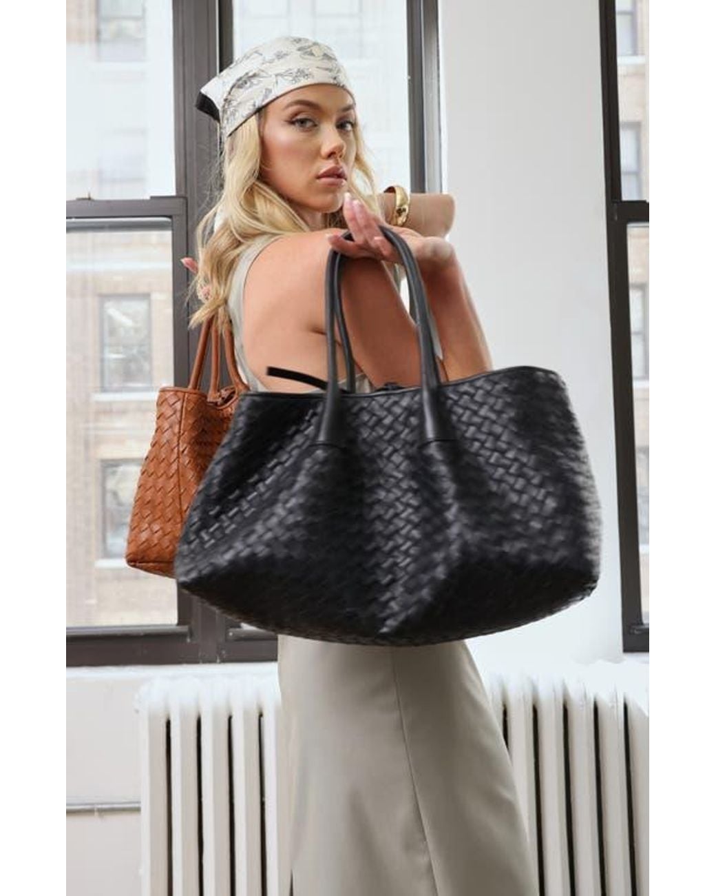 Walter Baker Alina Large Woven Leather Tote Bag in Black | Lyst