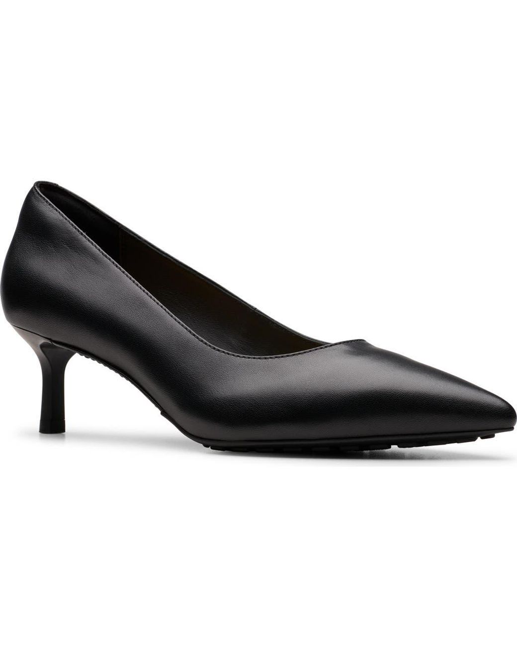 Clarks Adela Court Pump in Black | Lyst