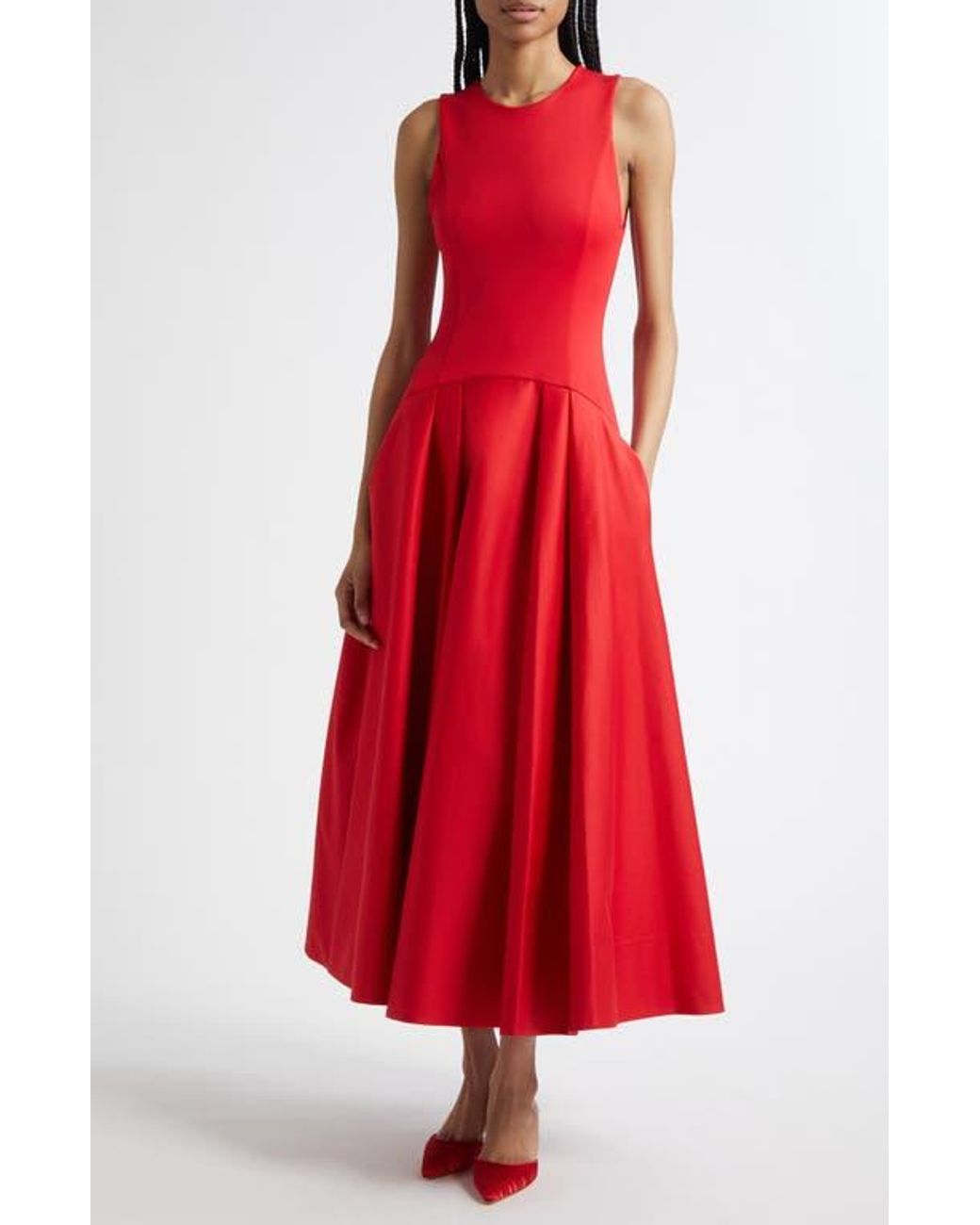 Alice + Olivia Adley Sleeveless Drop Waist Maxi Dress in Red | Lyst