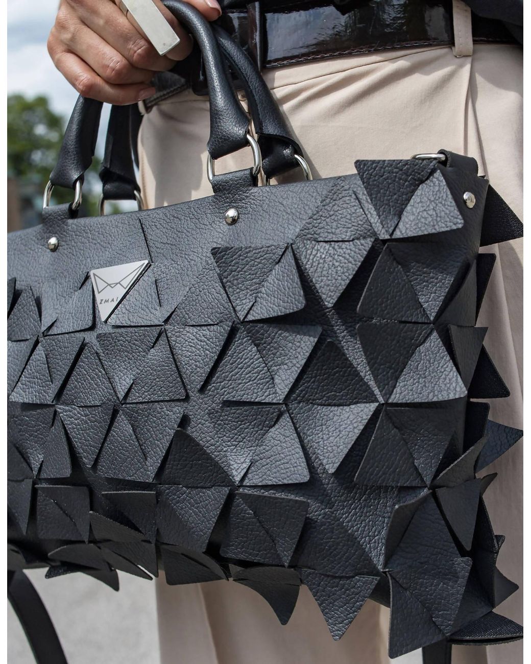 ZMAI successories Star Shoulder Bag Eva Matt Black | Lyst