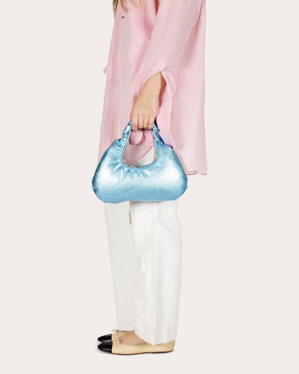 W 78 ST Micro Cloud Pearlescent Leather Tote in Blue | Lyst