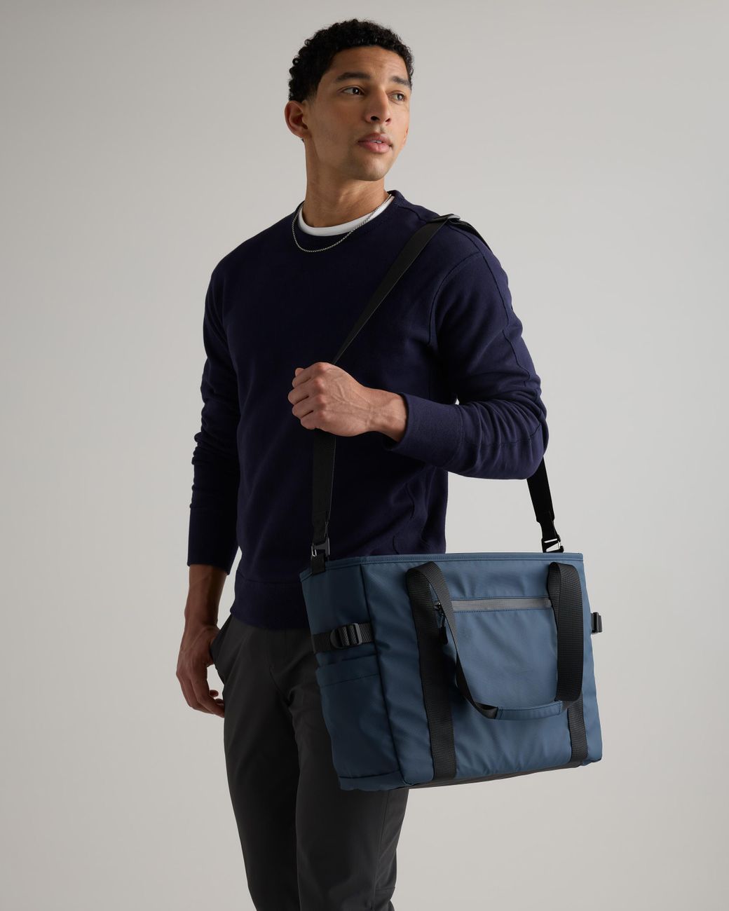 Quince Weatherproof Utility Tote, Recycled Polyester in Blue for Men | Lyst