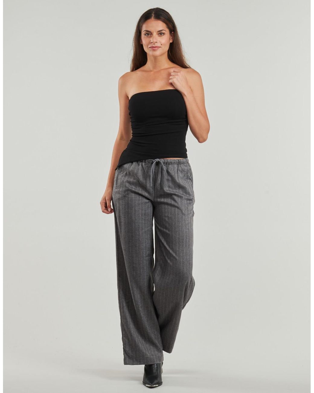 Vero Moda Wide Leg / Harem Trousers Vmrhoda in Grey | Lyst UK