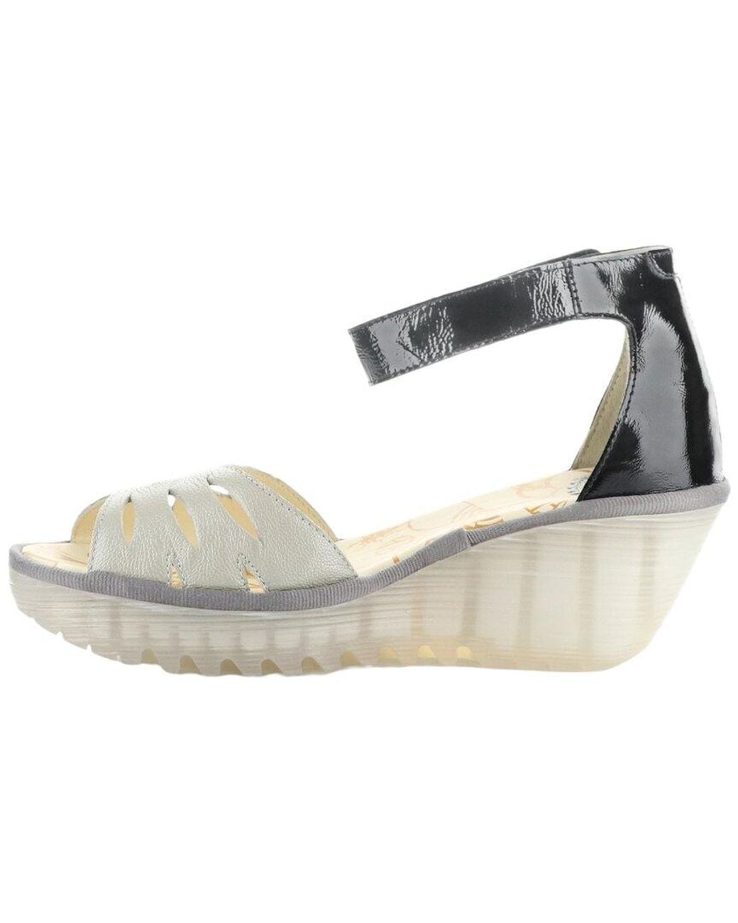 Fly London Yelu Patent Sandal in Metallic | Lyst
