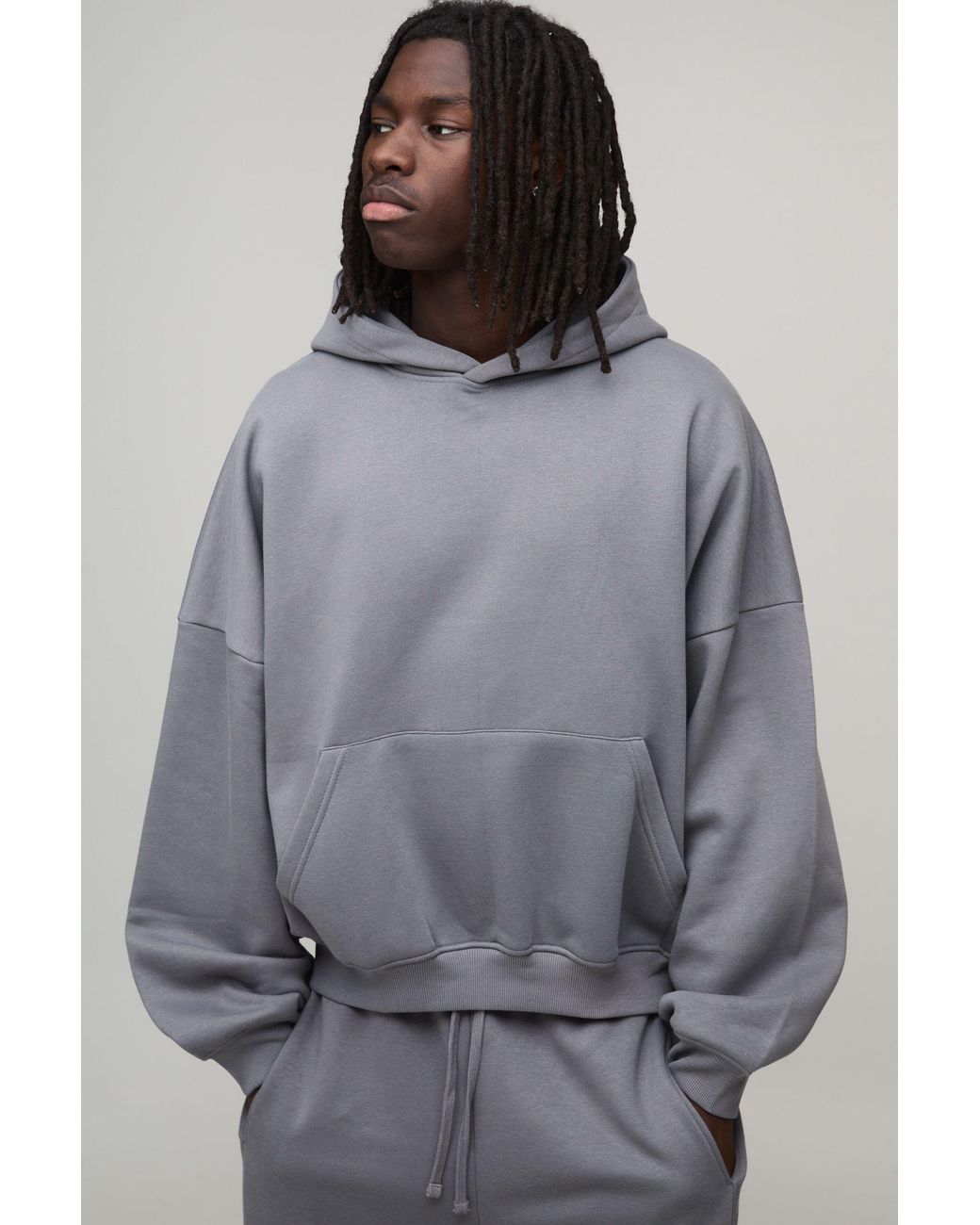BoohooMAN Basic Oversized Boxy Dropped Shoulder Batwing Hoodie in Grey ...