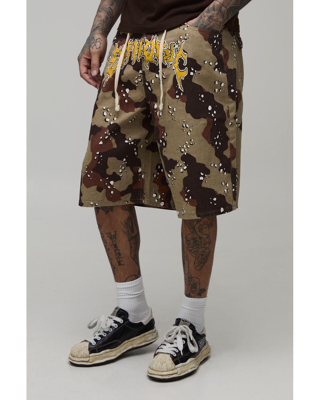 BoohooMAN Tall Parachute Fit Camo Placement Print Jorts in Grey for Men ...