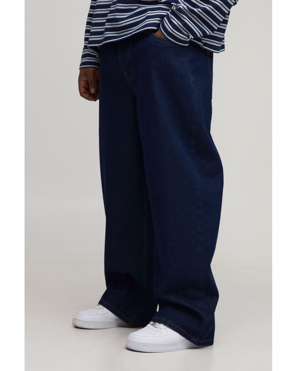 BoohooMAN Plus Wash Contrast Stitch Seam Detail Relaxed Fit Jeans in ...