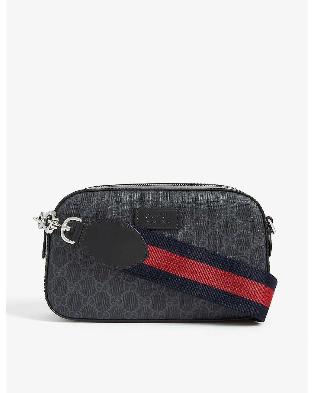 Gucci GG Supreme Canvas Camera Bag in Black for Men | Lyst