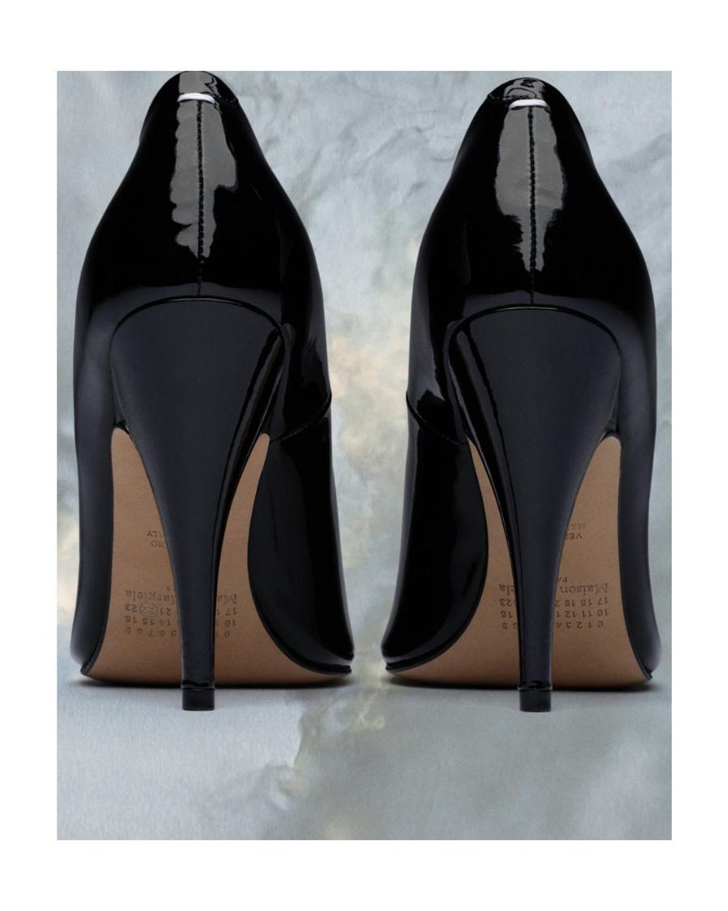 Maison Margiela Tabi Patent Pump in Black | Lyst