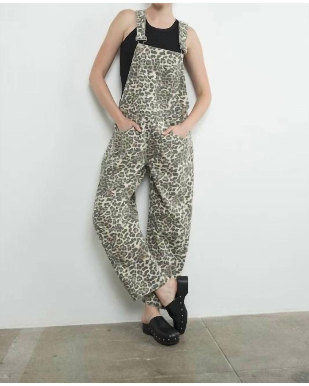Aaron & Amber Leopard Print Slouchy Overalls in Green | Lyst