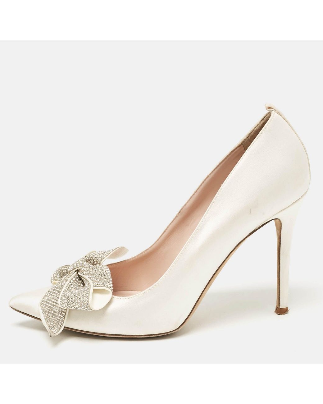 SJP by Sarah Jessica Parker Off Satin Samara Pumps in Natural | Lyst
